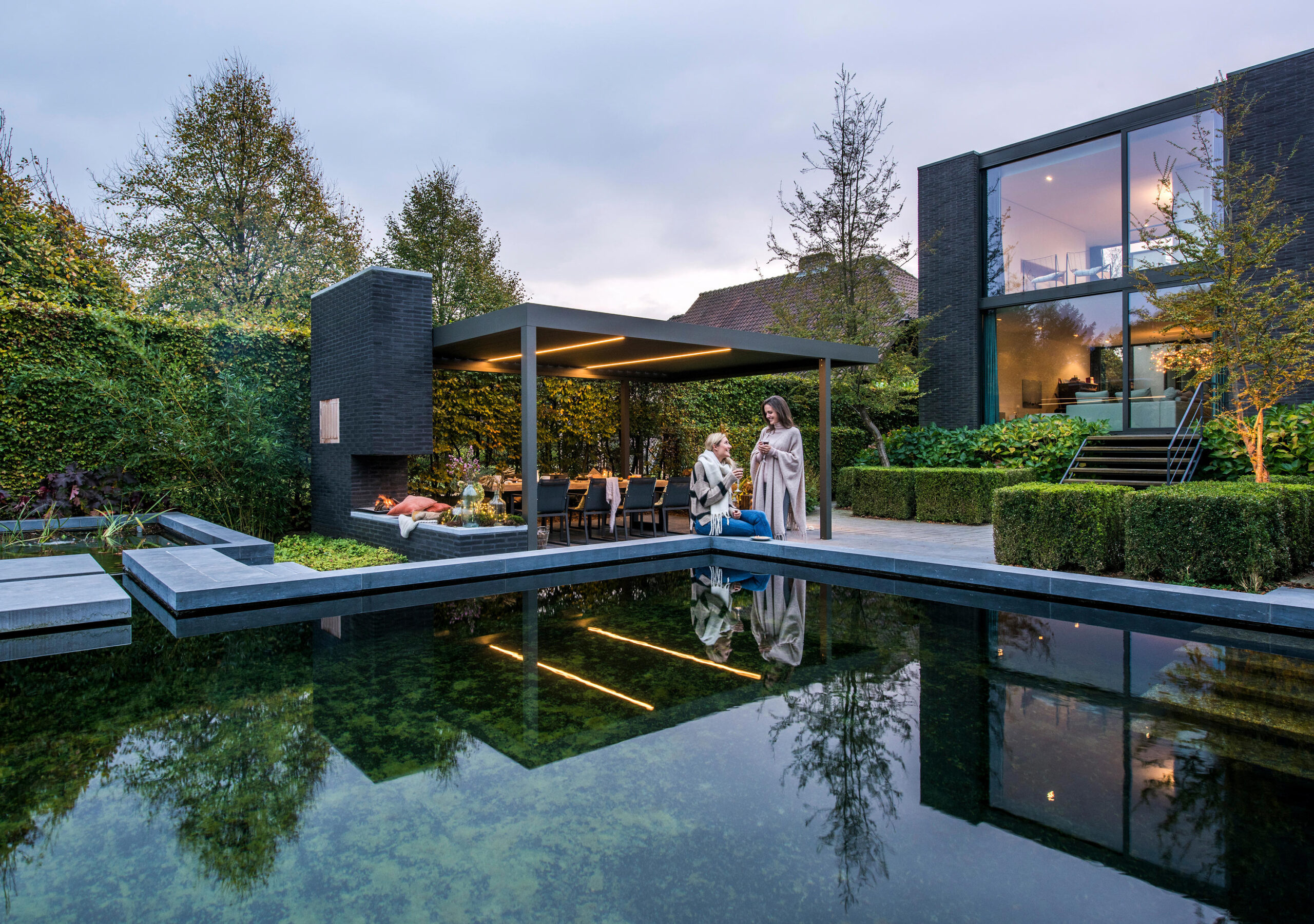 Portaix Pergolas vend et installe vos pergolas et stores à Bordeaux